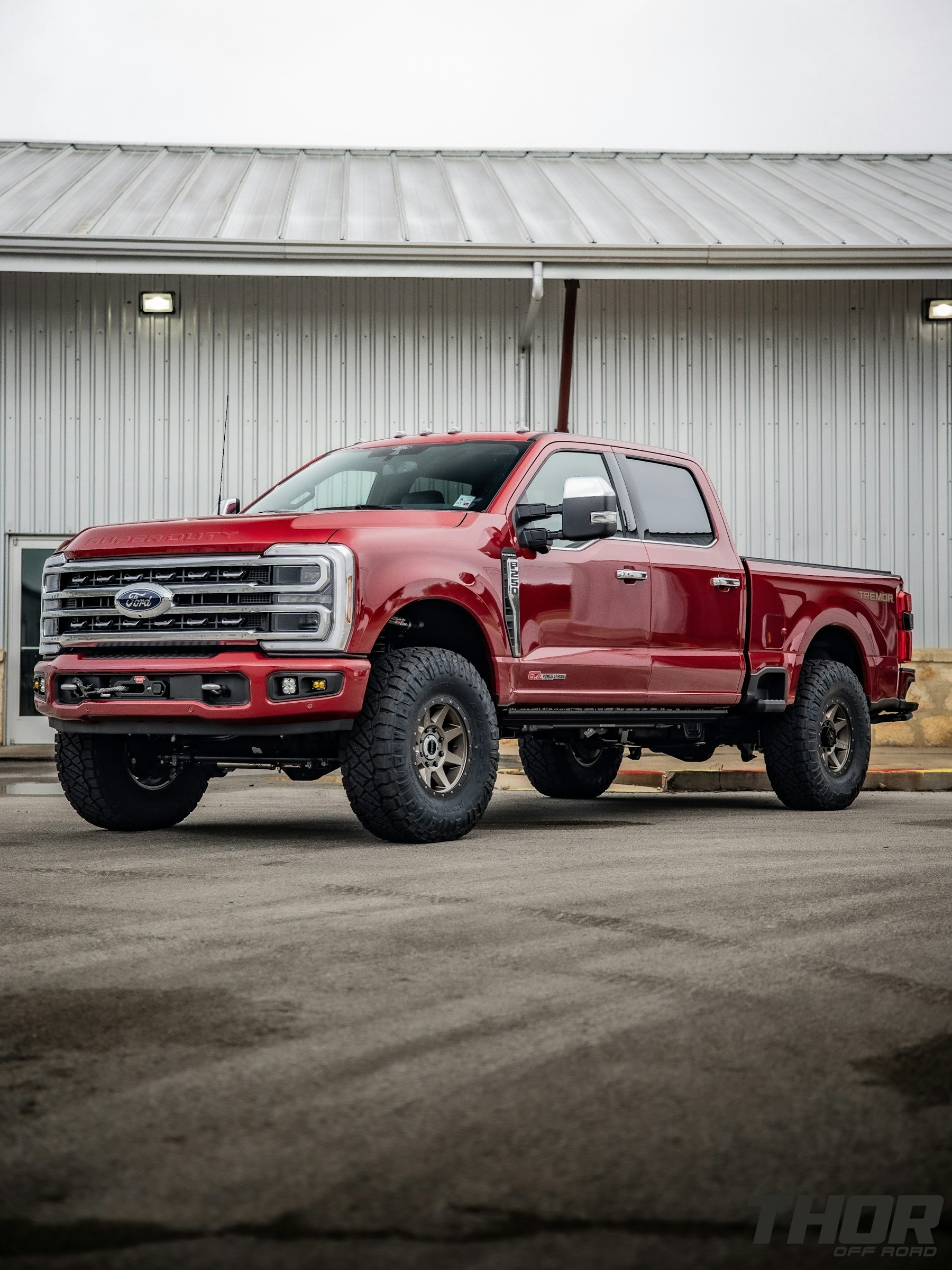 Custom 2024 Ford F-250 Super Duty Platinum Built by THOR Off-Road ...
