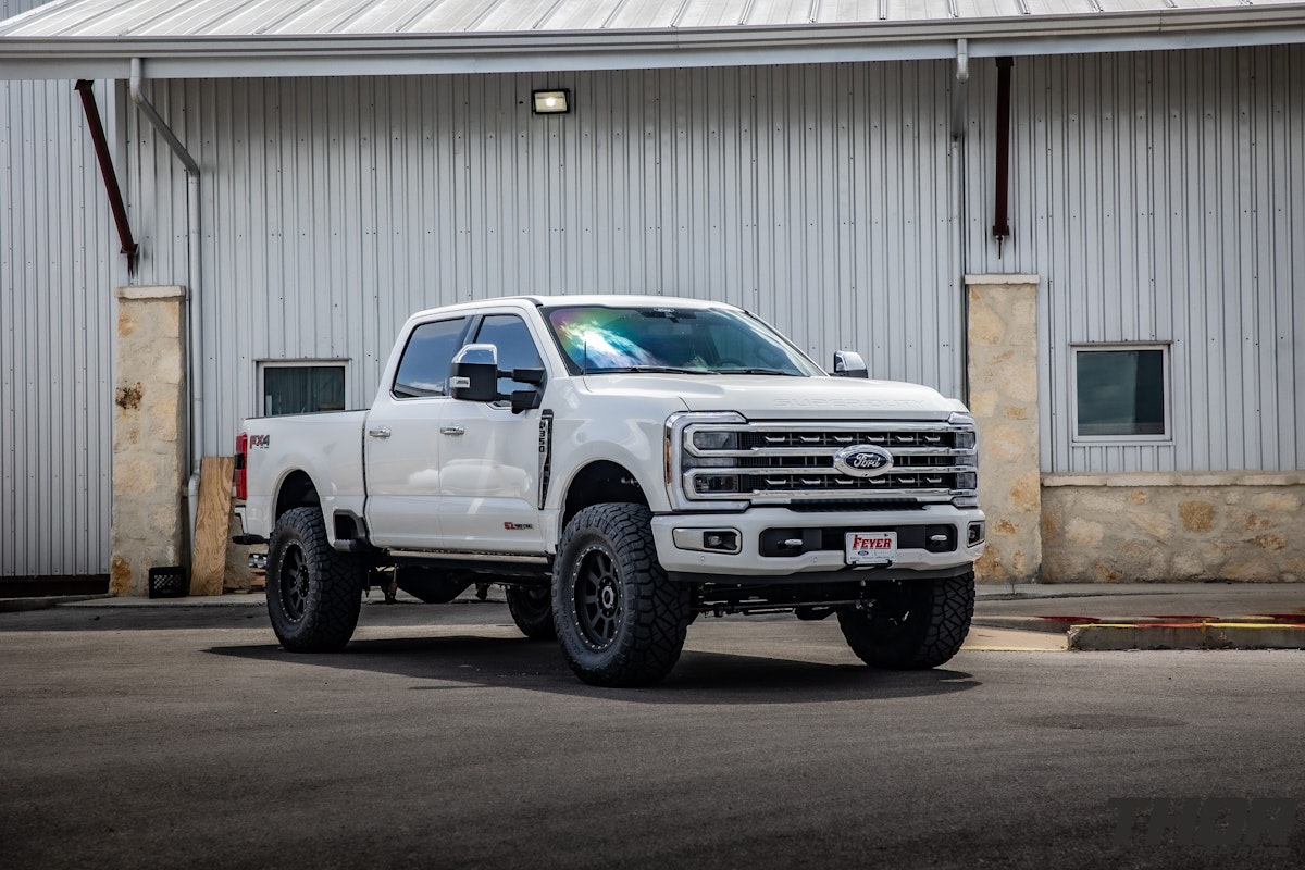 Texas High-Performance Off-Road Vehicle Builds | THOR Off-Road