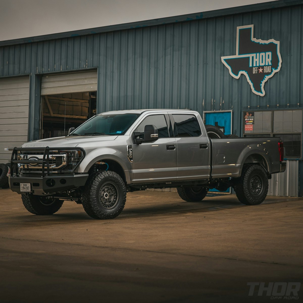 Custom 2022 Ford F-350 Super Duty XLT Built by THOR Off-Road | THOR Off ...